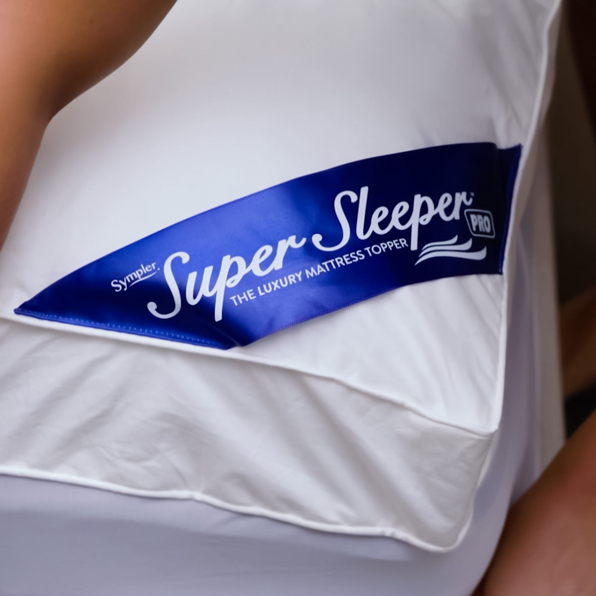 Super Sleeper Pro® Marshmellow Topper + 2x FREE Royal Deluxe Dream Com
